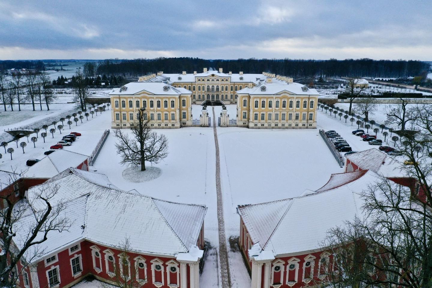 Valdība atbalsta Rundāles pils muzeja juridiskā statusa maiņu ...