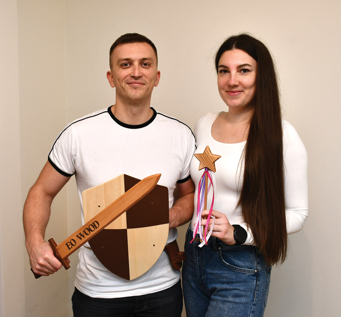 Koka zobentiņi iekaro arī pieaugušo sirdis: uzņēmuma «EO Wood ...